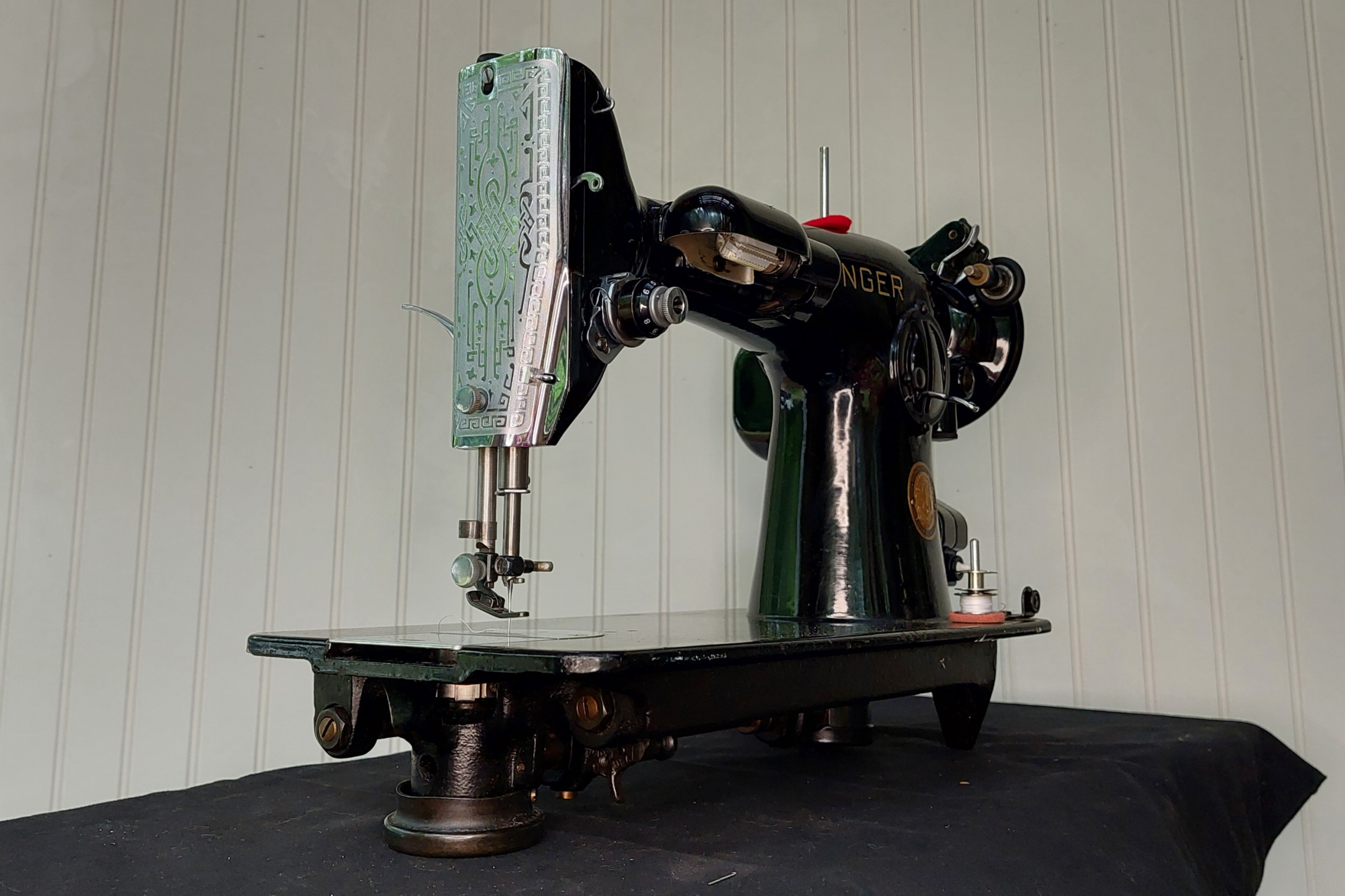 1951 Singer 201-2 Sewing Machine