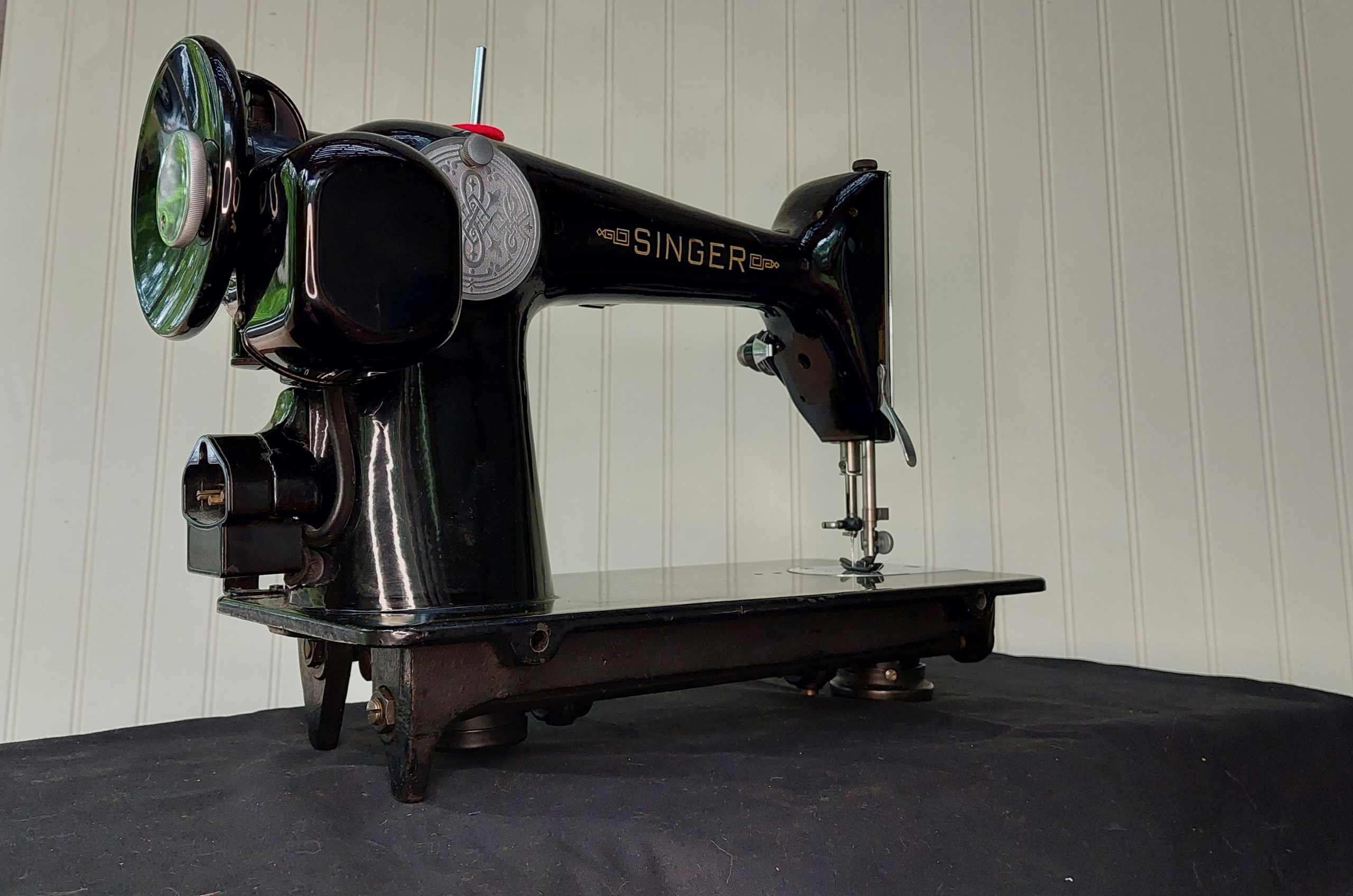 1951 Singer 201-2 Sewing Machine