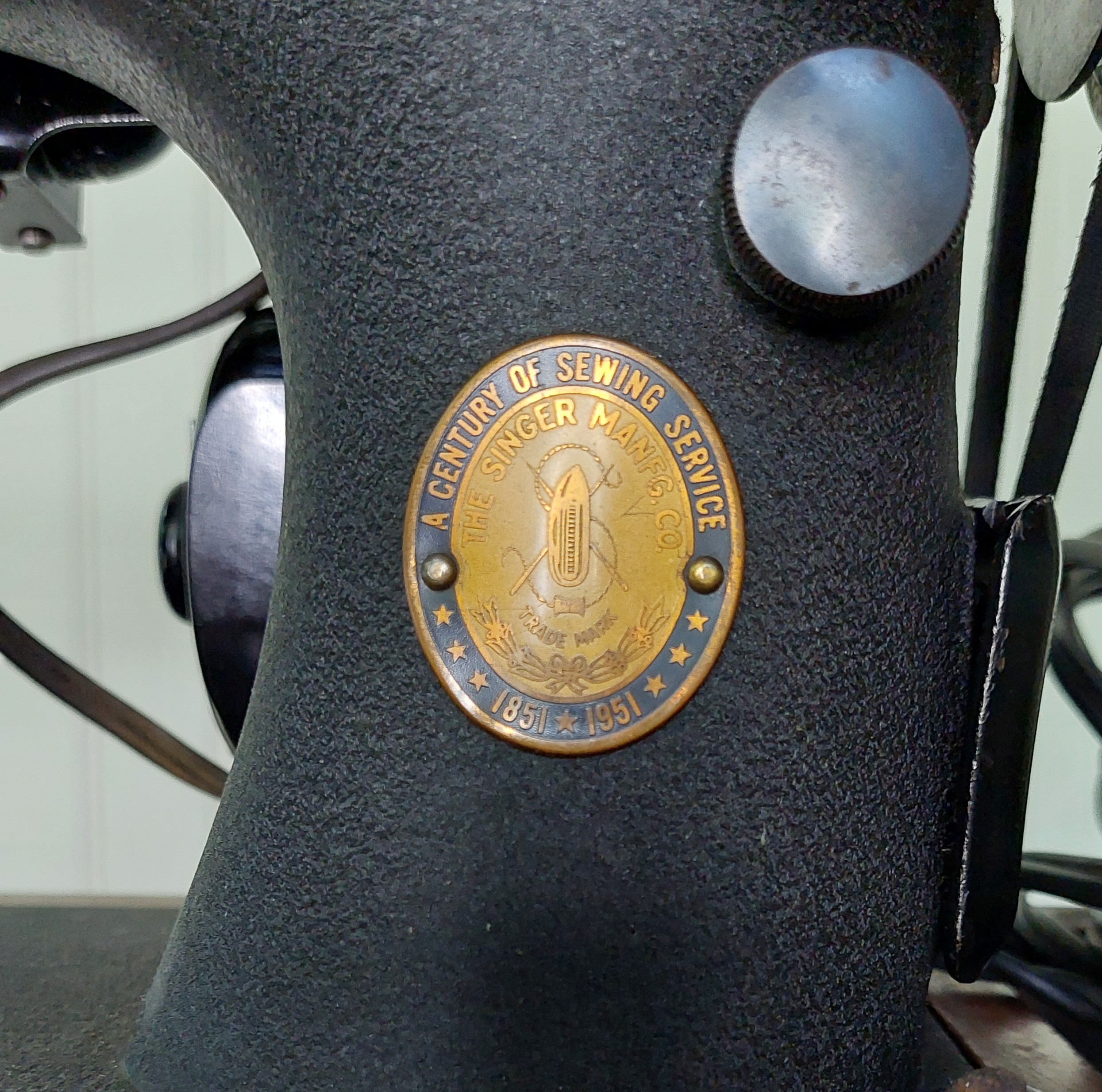 FOR SALE: 1952 Singer 128 Sewing Machine